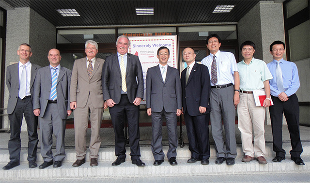 德國卡斯魯爾應用科學大學Karlsruhe University of Applied Sciences校長Prof.Karl-Heinz ...